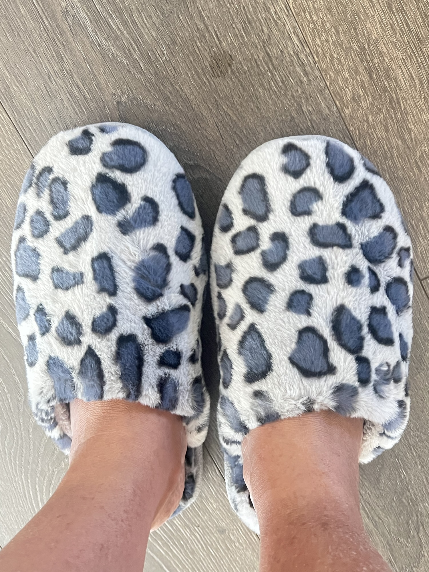 Plush Slip ons – Raining Deals